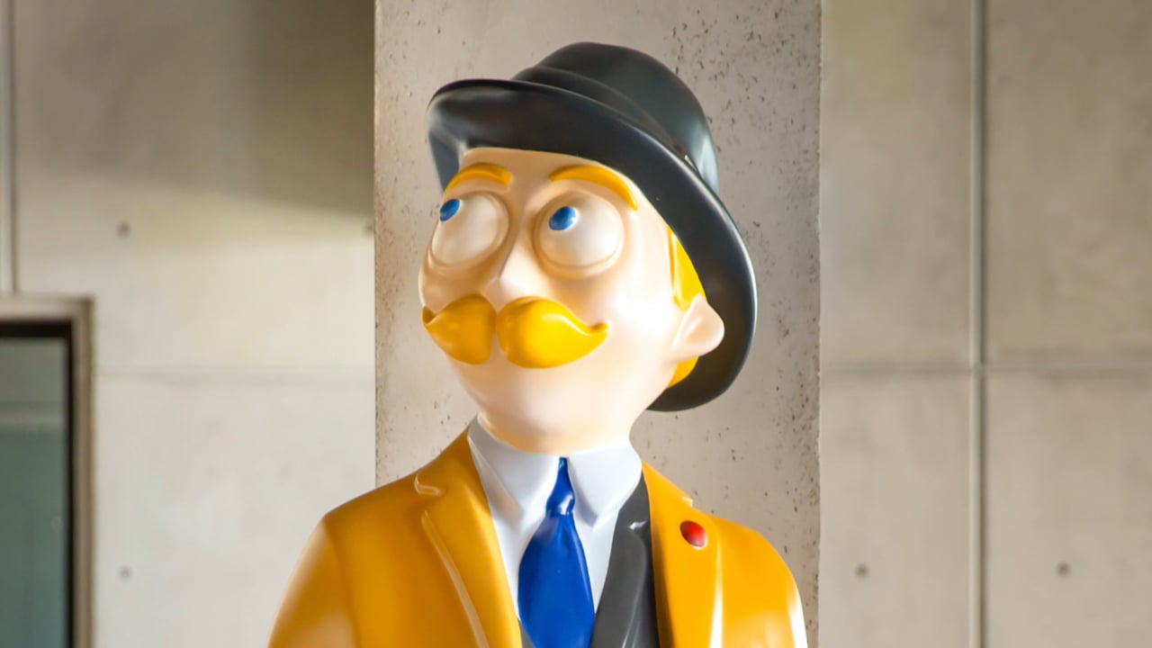 Esky Statue for Esquire Magazine - BWArchitects